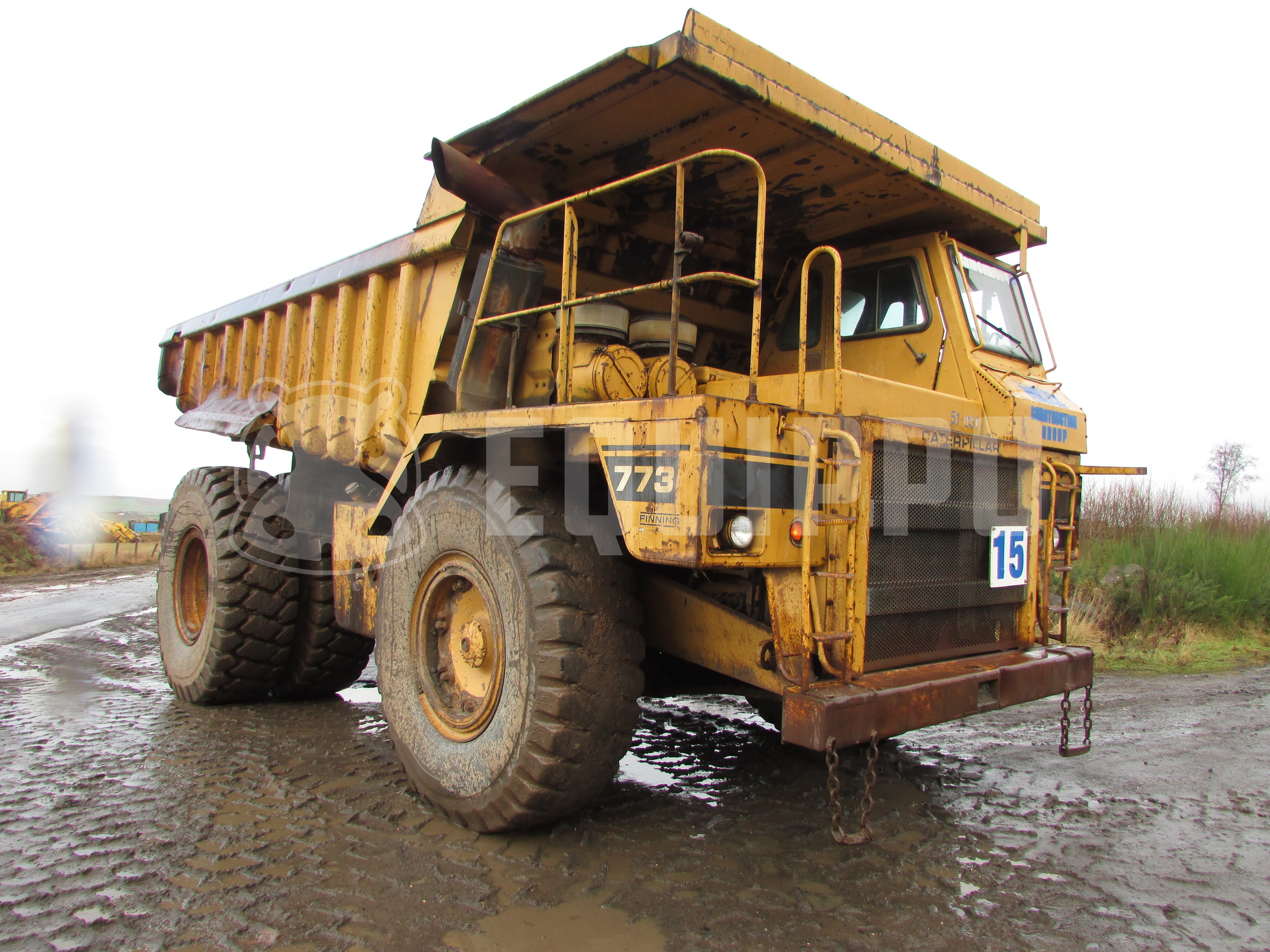 Caterpillar 773B Used Dump Truck for sale | equippo.com
