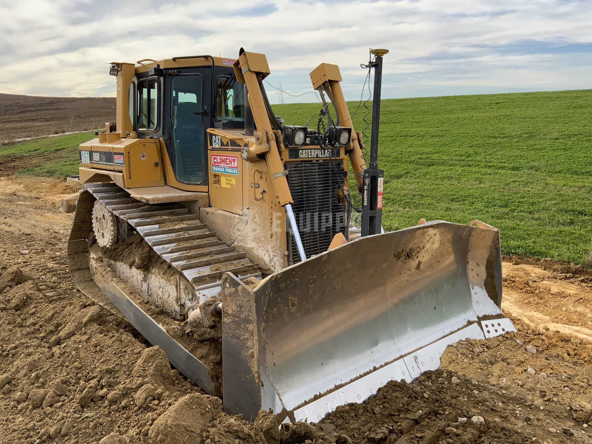 Caterpillar D6R XW (Series 3) Used Tracked Dozer for Sale | Equippo